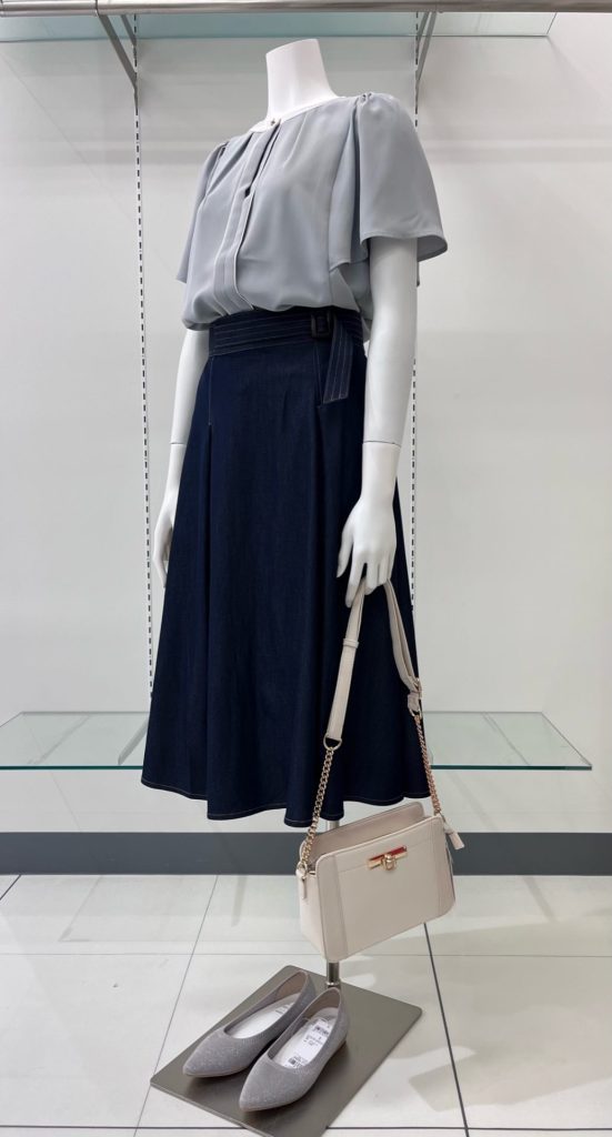 anySiSの新作ブラウス | エニィスィス・エニィファム（anySiS/anyFAM）｜島根・出雲